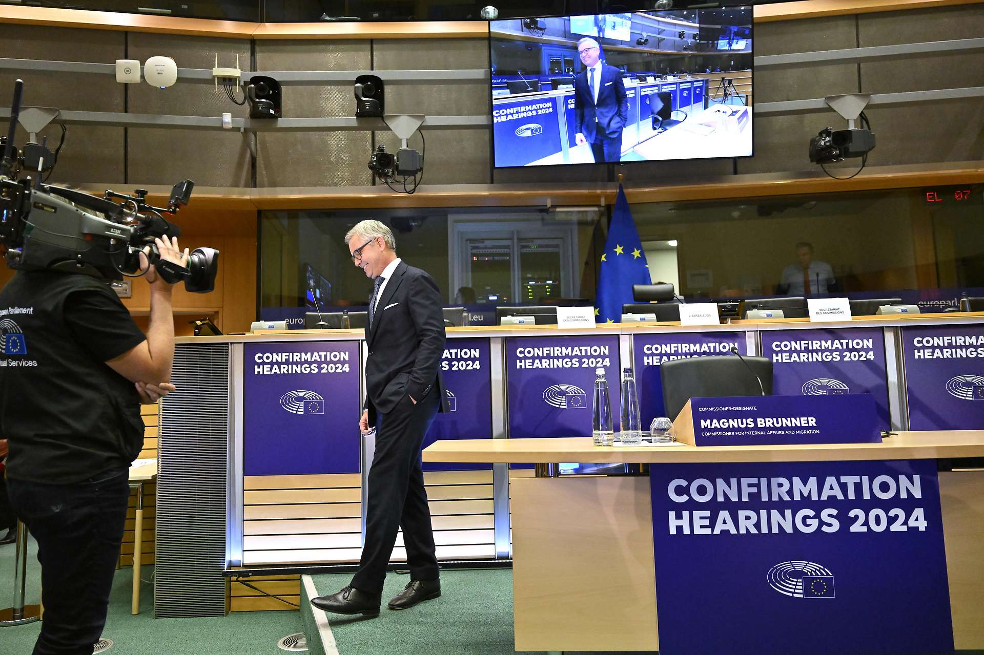 البرلمان الأوروبي يمنح الضوء الأخضر لوزير المالية النمساوي Brunner ...